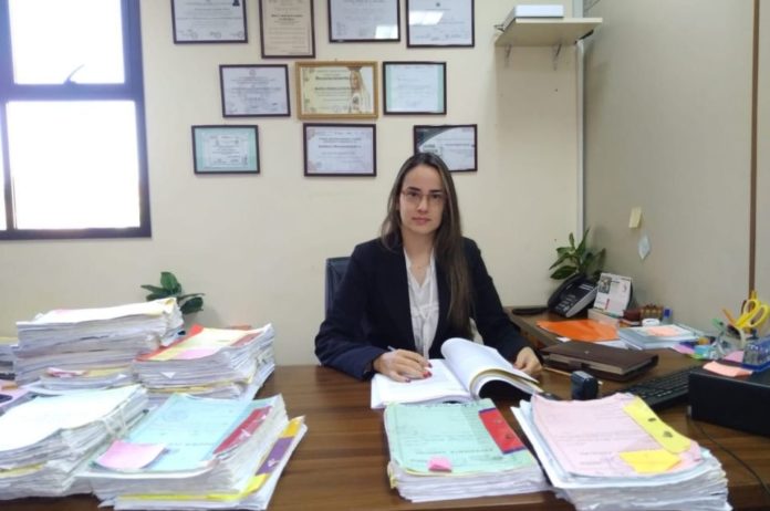 La exjueza María Rosalía González pide reconsideración - Judiciales.net