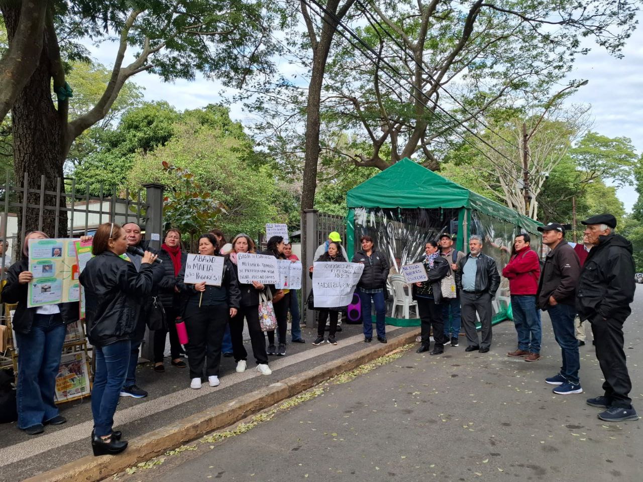 Víctimas de la mafia de pagarés piden frenar los desalojos y juicios ...
